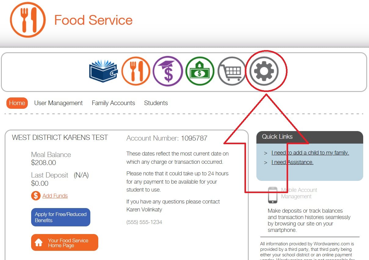 How does a parent remove a credit card they have saved to the Family Site?